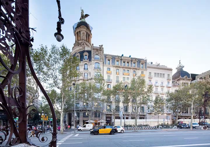 Duplex Con Jardín En Paseo De Gracia Barcelona - Barcelone