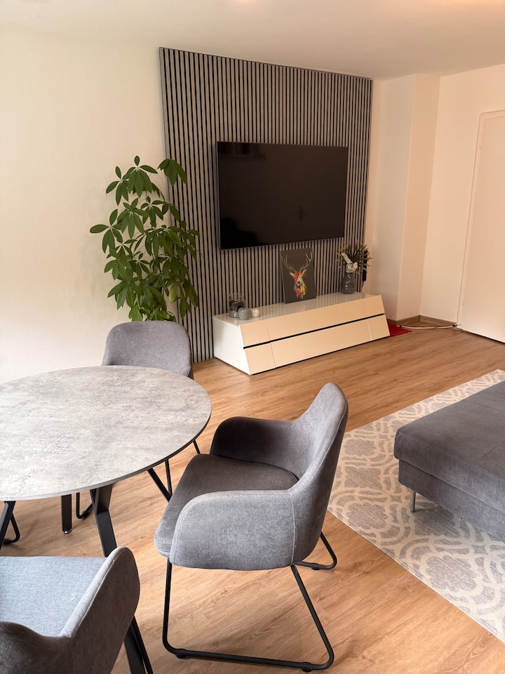 Stylische 3-zimmer-wohnung Mit Alpenblick & Balkon - Bad Reichenhall