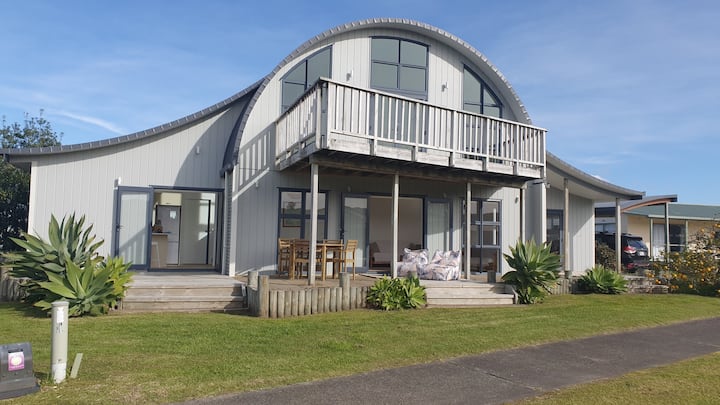 Entire Holiday Home In Whitianga - Whitianga