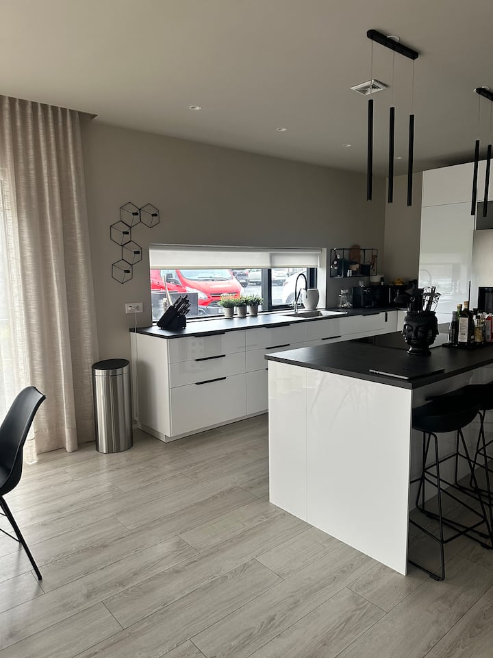 Very Cosy And Worm House In Selfoss. - Selfoss