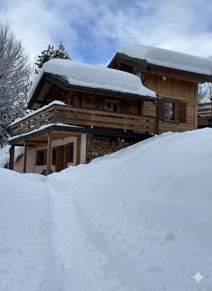 Chalet Typique Savoyard - Le Corbier
