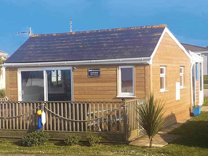 St Ives Bay Beach Chalet At Riviere Towans, Hayle - Gwithian