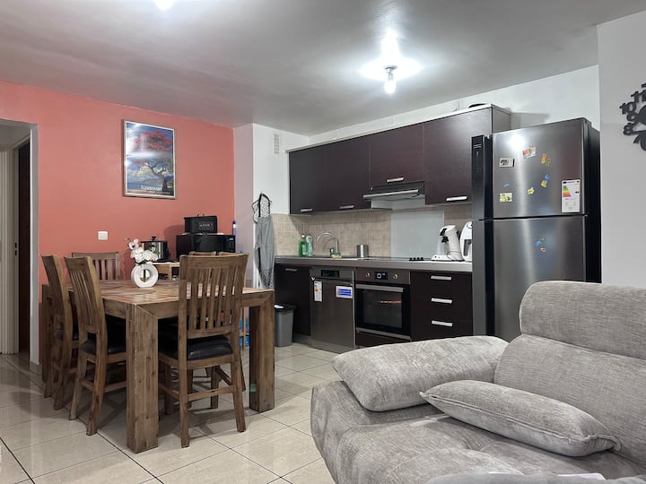 Le Basaltyde-appartement T3 éQuipé Tout Confort - Saint-Denis, La Réunion