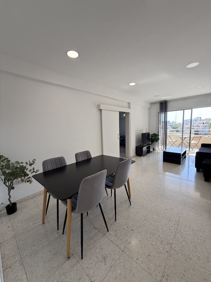 2 Bedrooms Larnaca Appartment - Close To Mall - Zypern