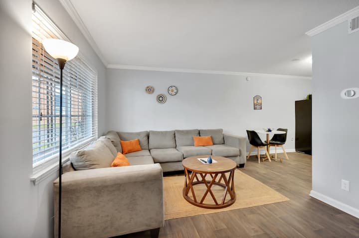 Simple 1 Br Near Everything - Durham, NC