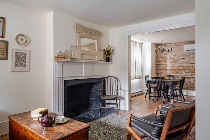 The Terrace 1851: Townhouse No. 68 - Picton