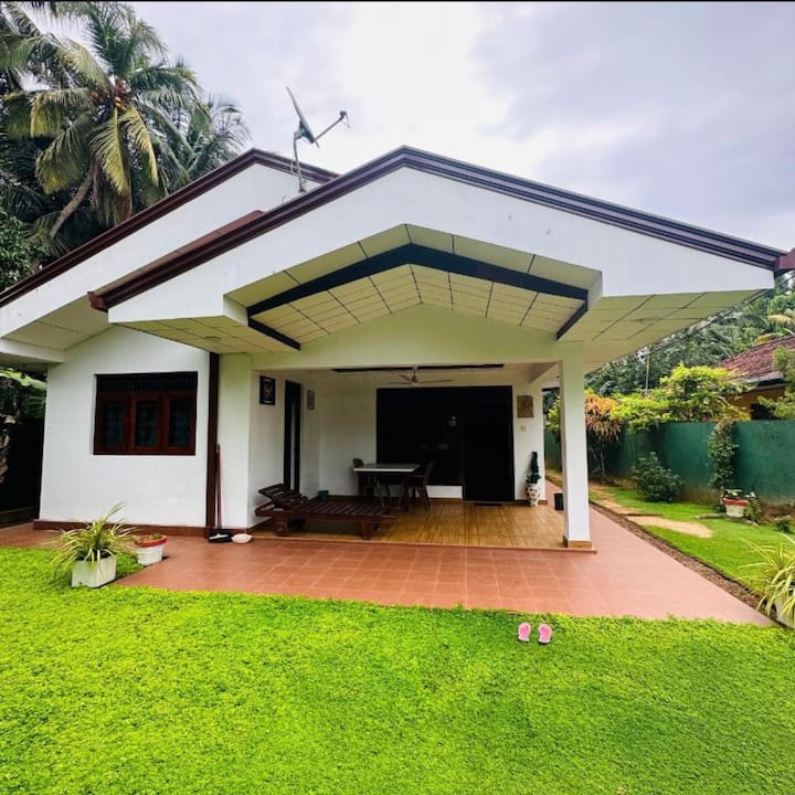 Schönes Haus Nur 5 Minuten Vom Meer Entfernt - Bentota