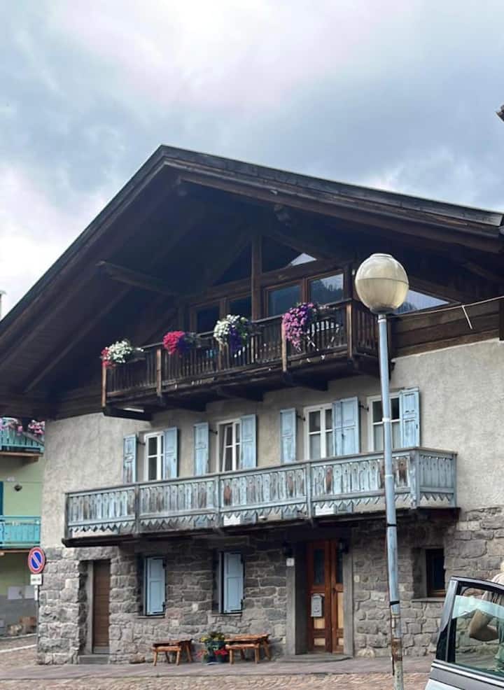 Appartamento Su Due Piani Nel Cuore Di Moena - Moena