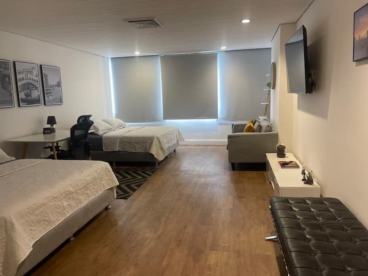 Axis Suite En Ccs, Centro Comercial, Casino Y Más - Caracas