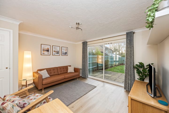 Home In Southwater

Stylish & Comfortable - 霍舍姆