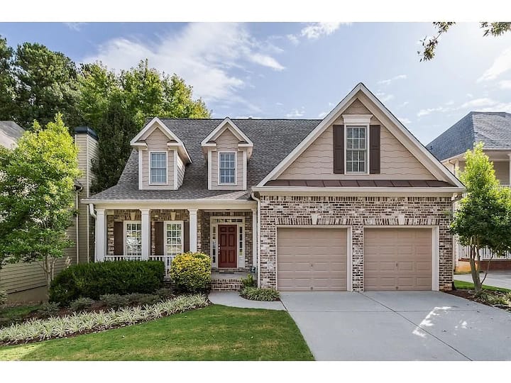 Private Basement Apartment Recently Renovated - Sandy Springs, GA