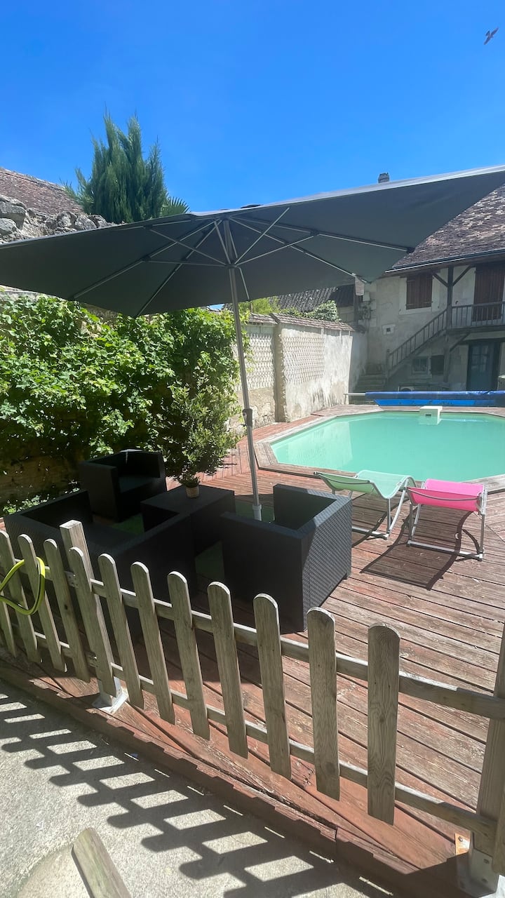 Charmante Maison Au Cœur D’un Village Médiéval - Indre-et-Loire