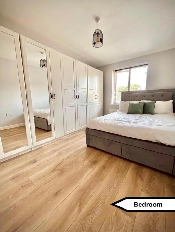 Flat In Bishops Stortford | Near Stansted Airport - London Stansted Airport (STN)