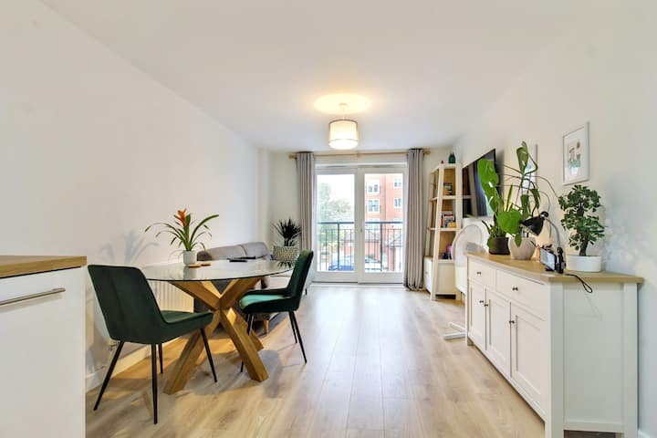 Flat In Bishops Stortford | Near Stansted Airport - Aéroport de Londres Stansted (STN)