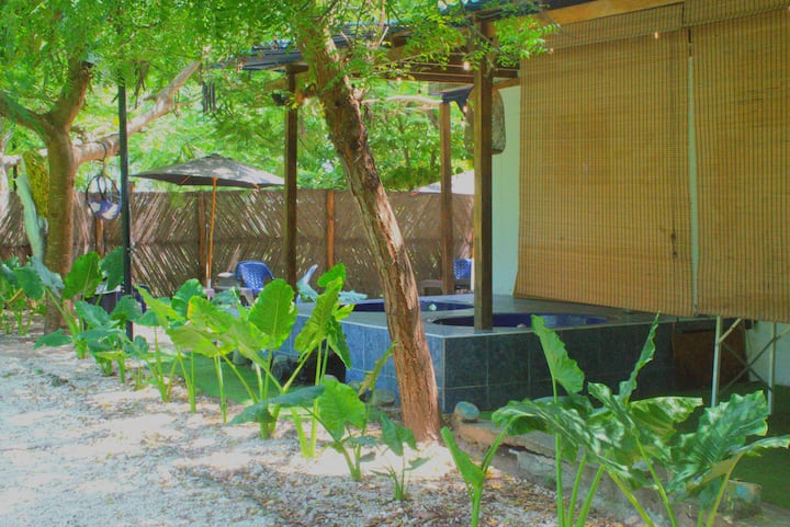 Mango Tree Island 4.20 - Cartagena