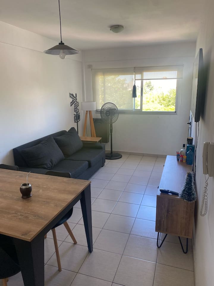 Departamento Moderno De 1 Dormi. En De La Plata - La Plata