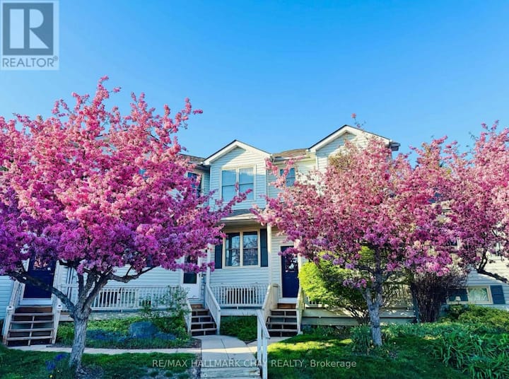 Chalet Style 2bed 2bath Townhome For Rent - Thornbury