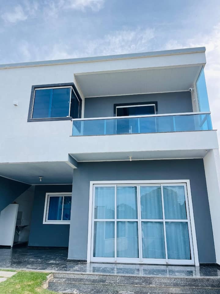 Casa 2 Quartos Com Piscina E Churrasqueira - Guarapari