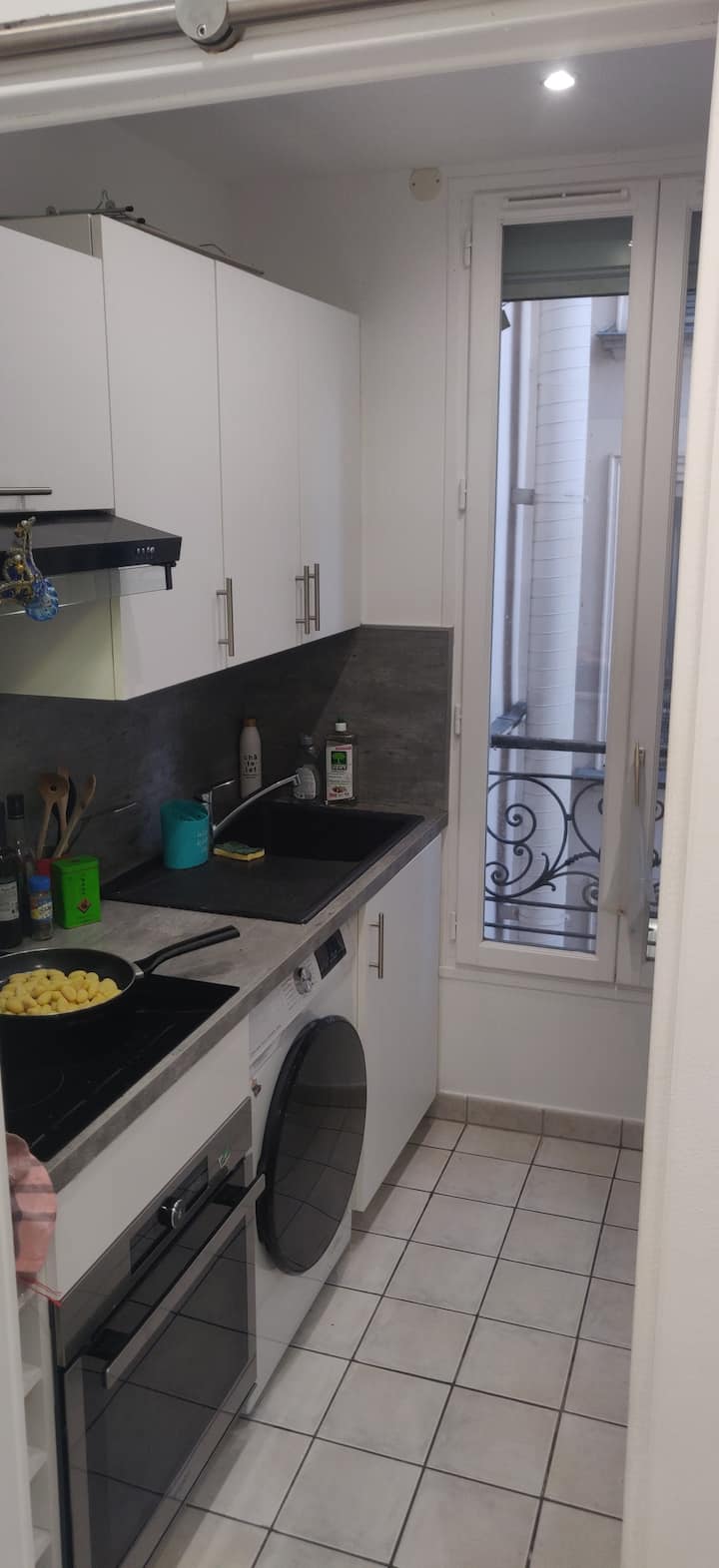 Appartement De 3 Pièces Dans La Butte Aux Cailles -