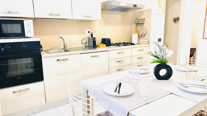 M&m Relax Apt – Livorno | 4 Min To Central Station - Livourne