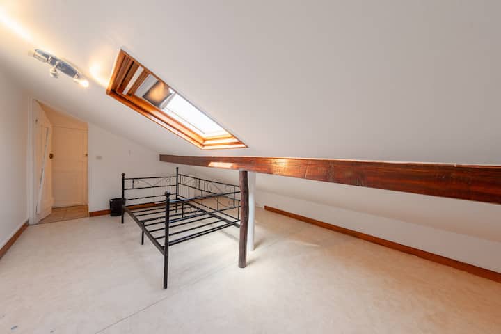 Cénoslocs Aulnay Pour 6-7 Pers. Proche Cdg - ibis Styles Paris Roissy CDG