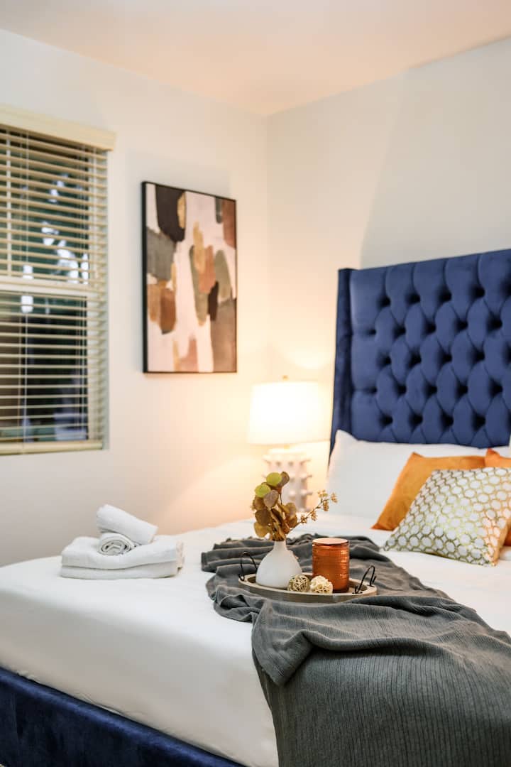 6bd/4ba/8beds(4king Beds)/arcade Game/3 Tvs - Ontario, CA