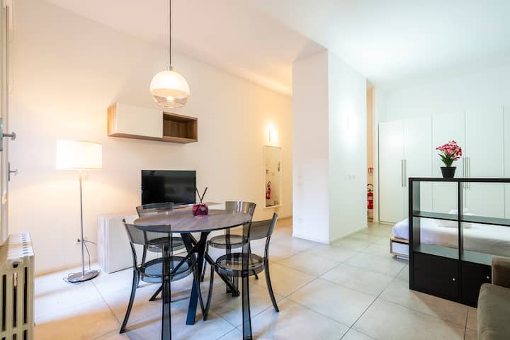 Elegante Appartamento A Bologna - Bologna