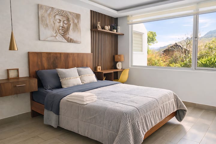 Rooftop Spa Access 360° View | Fast Wifi | Laundry - Banos