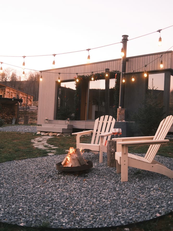 Kota Garana-couples’ Mountain Hideaway With A View - Văliug