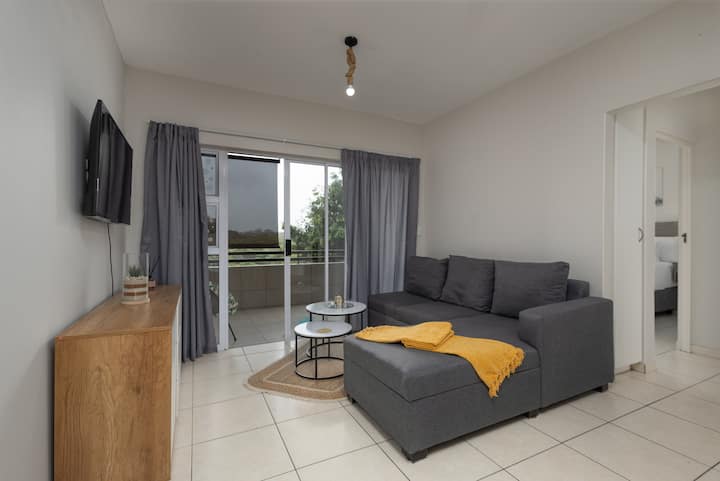 Sheffield Breezer - Dolphin Coast