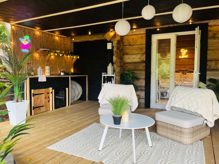 The Cosy Cabin - Highcliffe