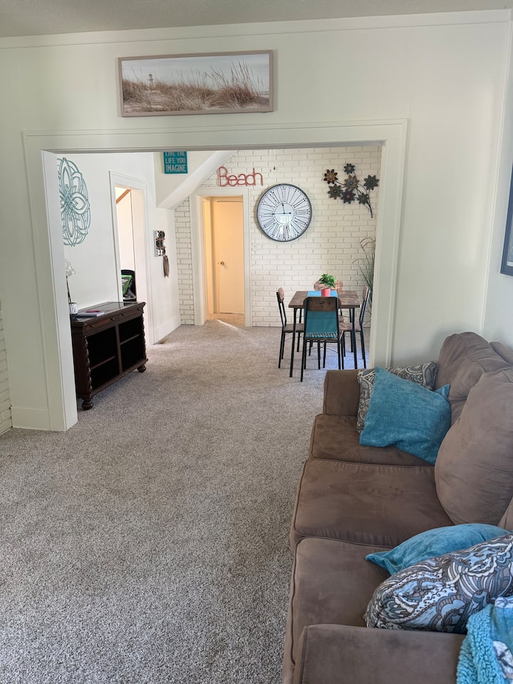 Entire Home In Michigan City - Michigan City, IN