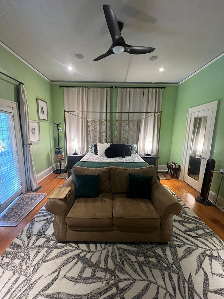 The Green Room At North Highlands - Macon, GA