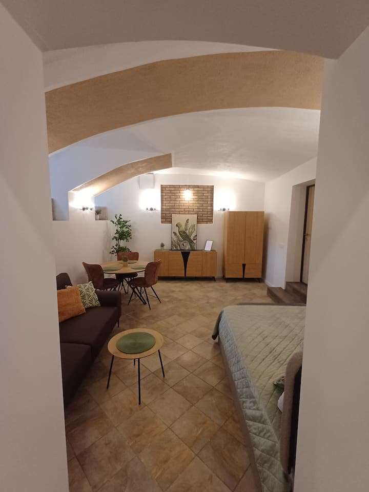 Sweet “Green Flowers” Apartment In Old Town - Lithuania