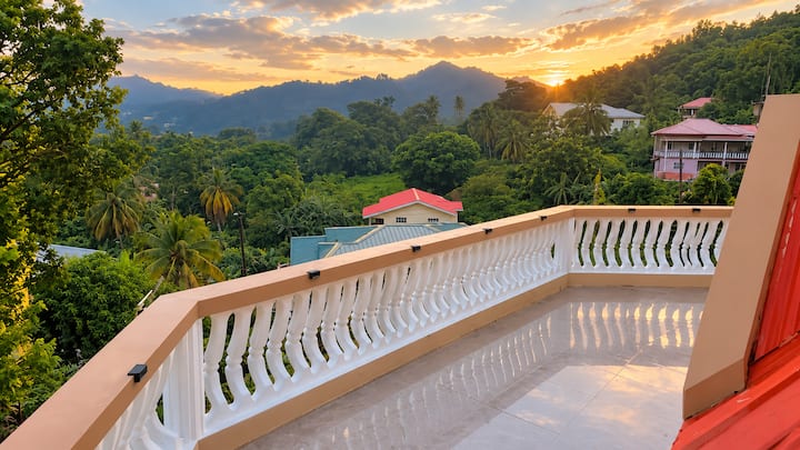 Mountain View Horizon Escape - Grenada