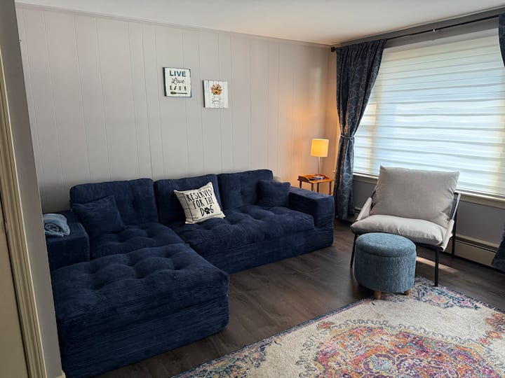 Prime Gilford Location - Gunstock, Lakes & Music! - Gilford, NH