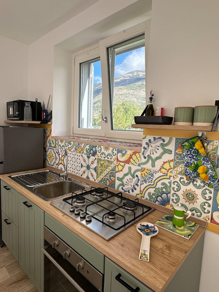 Atmosfera Di Campagna Tra Monti E Borghi D’abruzzo - Sulmona