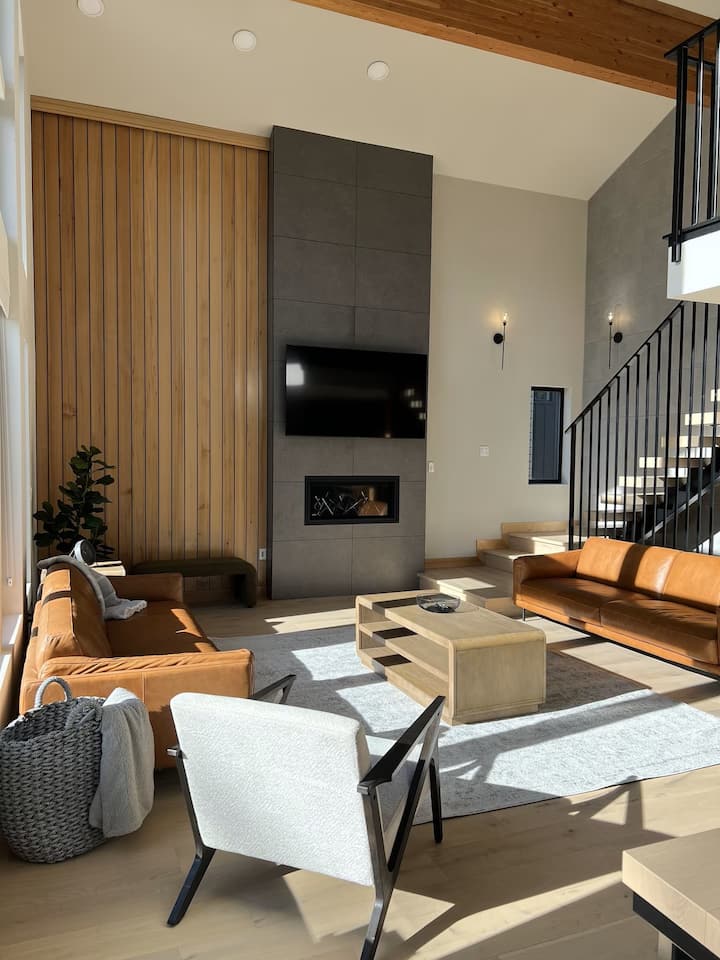 Luxe Hyak Retreat W/sauna, Hot Tub, Game Room, 6br - Snoqualmie Pass, WA