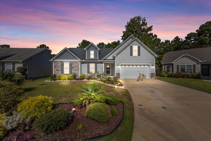 Modern 3br Home W/ Backyard, Firepit & Near Dt - ニューバーン, NC