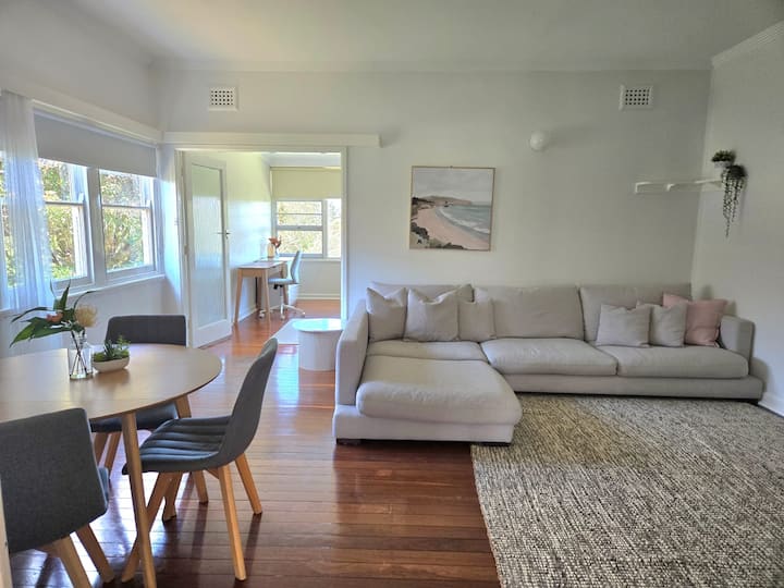 Quaint Bush Retreat – Walk To John Hunter Hospital - Mount Hutton