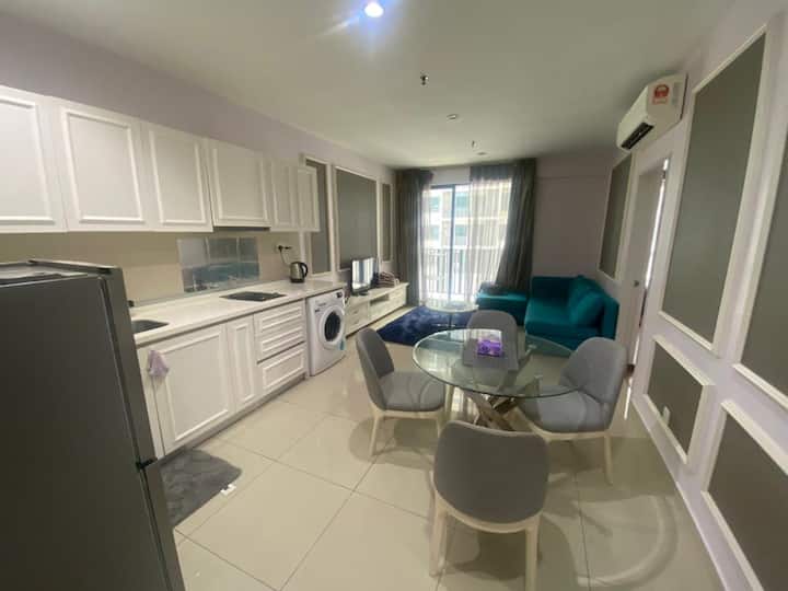 Unit For 3-4 Adult - Shah Alam