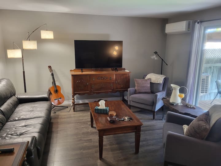 Hodgepodgelodge - Kincardine