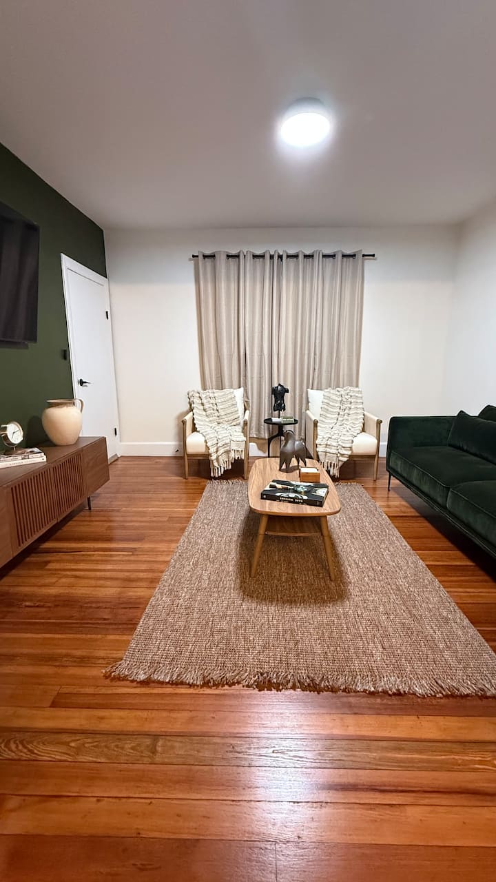 Bright Modern 2br • Best East Side Location - Providence