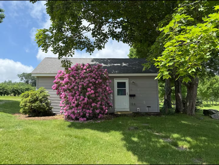 Pickers Cottage - University of New Hampshire, Durham