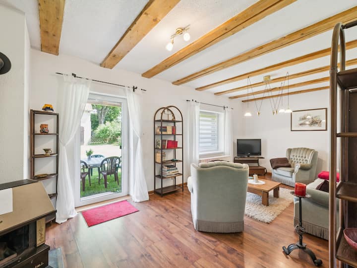 Appartement Simple Harz Avec Jardin - Thale