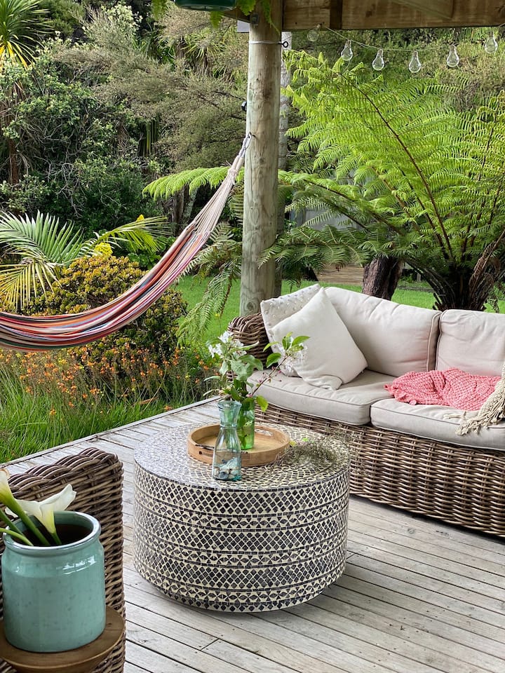 Peace And Tranquility On A Small Slice Of Paradise - Mangawhai