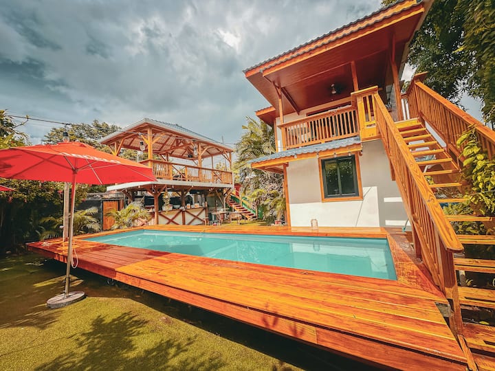 Modern Pool Apt In Bocas Del Toro • Isla Colón - Panama