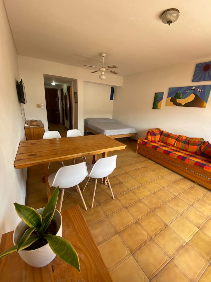 Monoambiente En Pleno Centro - Villa Gesell