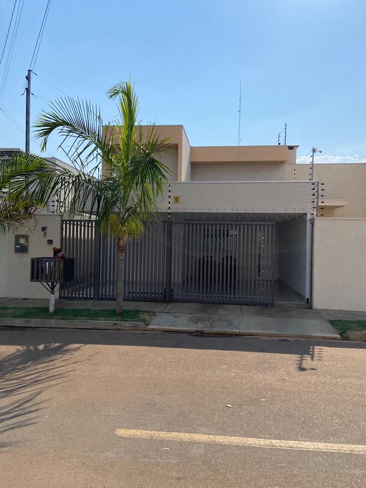Casa Aconchegante Sunflower Rondonópolis - Mato Grosso (estado)