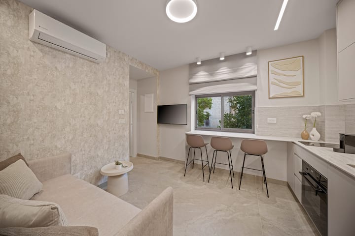 Luxury 1br (Jacuzzi) In The Center Of Jerusalem - Jerusalén